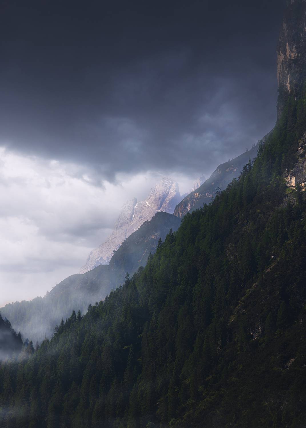 Dobbiaco, Dolomiti. Photographer Bikov Sergey